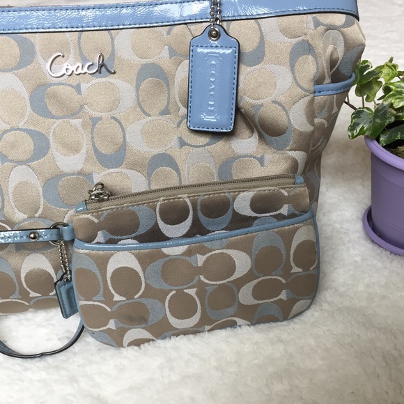 Coach | Bags | Coach Monogram Wristlet | Poshmark