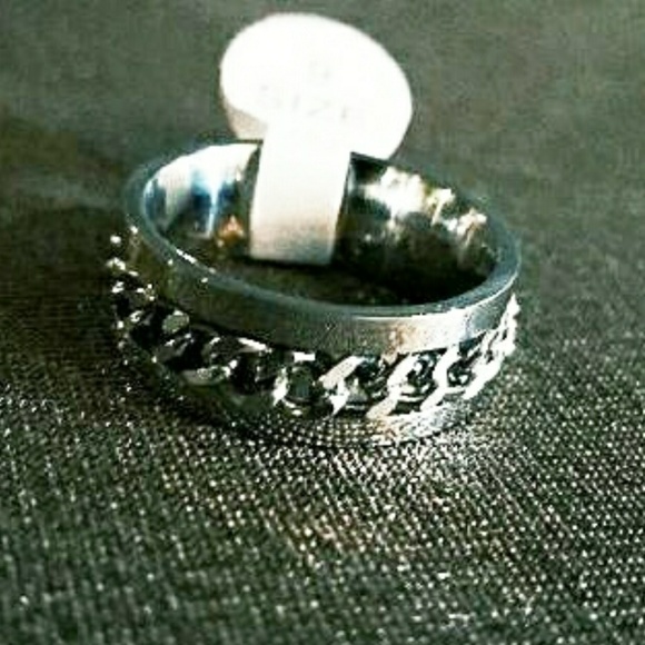 Exclusively Fancy | Accessories | Silver Ring Spinning Chain Band ...