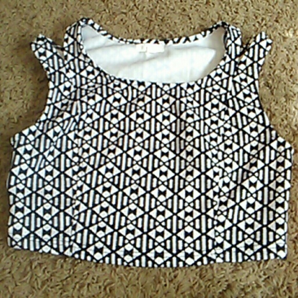mine | Tops | Crop Top Shows Your Belly Button | Poshmark
