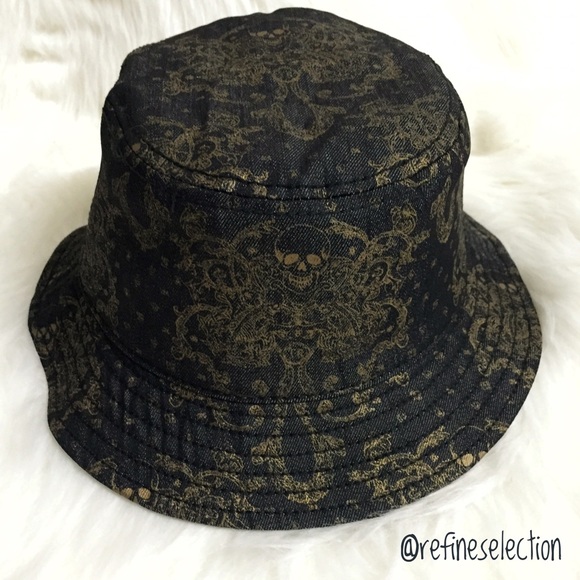 True Religion | Accessories | True Religion Black Metallic Gold Skull ...
