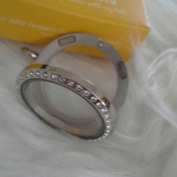 Jewelry | Living Lockets W 4 Charms Inside | Poshmark