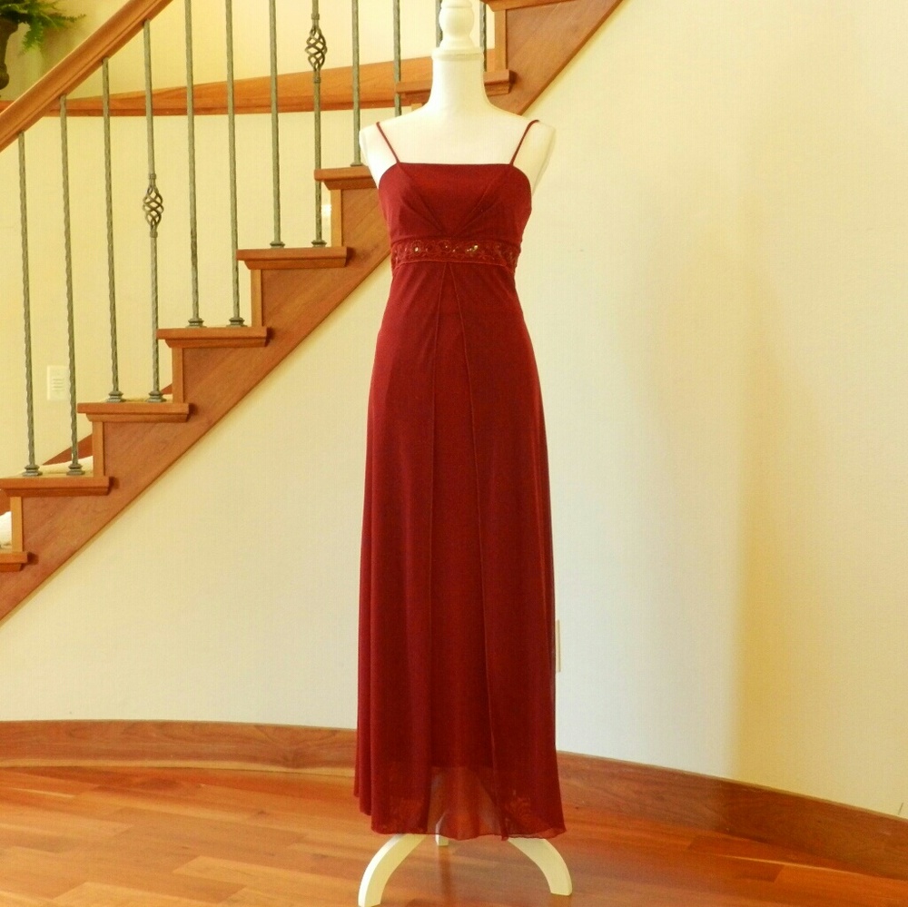 Scarlet Red Dress - Gem