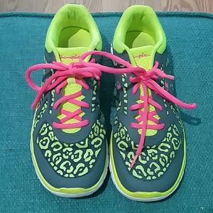 25% off Osiris Shoes - RARE Osiris Multi colored high tops from Ariana ...