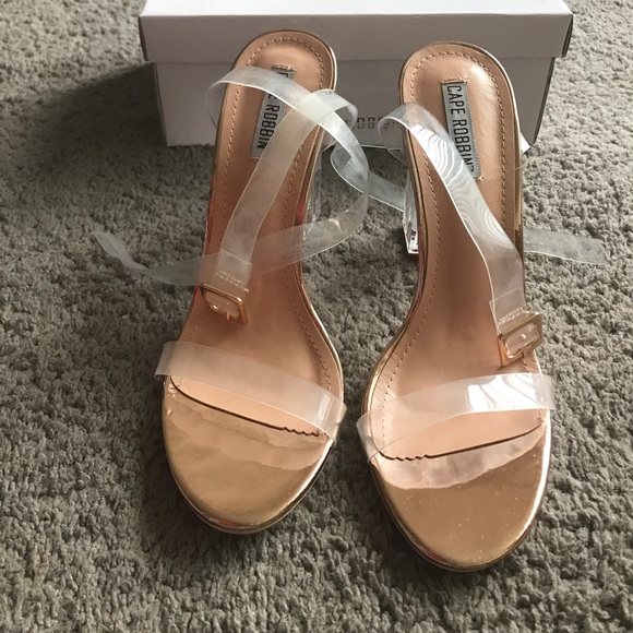 AKIRA | Shoes | Akira Sandals Rosegold New | Poshmark
