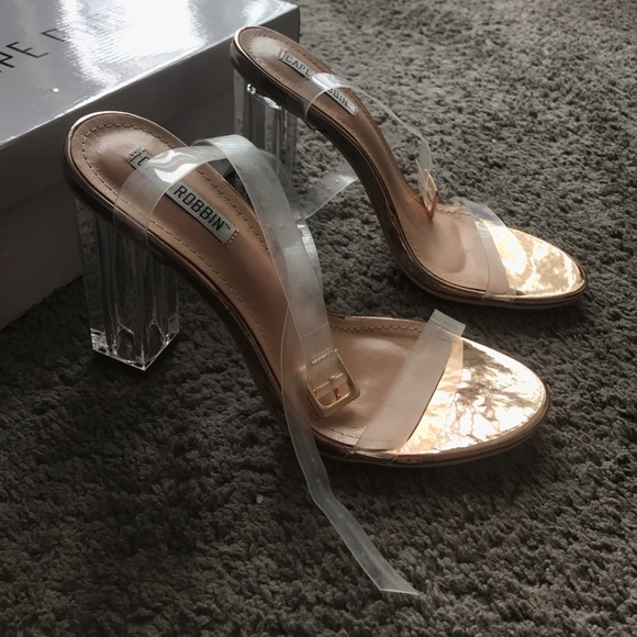 AKIRA | Shoes | Akira Sandals Rosegold New | Poshmark