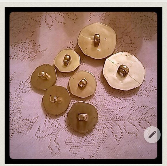 Jewelry | Vintage Raised Design Plastic Buttonsset Of 7 | Poshmark