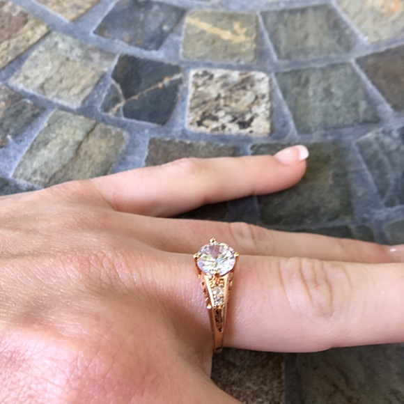 Jewelry | Round Gold Engagement Ring | Poshmark