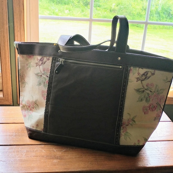 Bags | Pretty Overnight Bag Or Tote | Poshmark