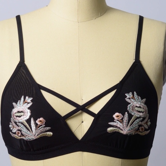 Intimates & Sleepwear | B R A L E T T E | Poshmark