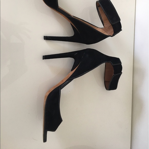 Givenchy | Shoes | Givenchy Shark Lock Sandal Black Suede Leather T38 ...