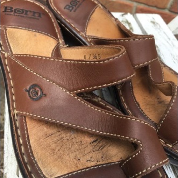 Born | Shoes | Born Soft Leather Covered Toe Strap Embossed Logo | Poshmark