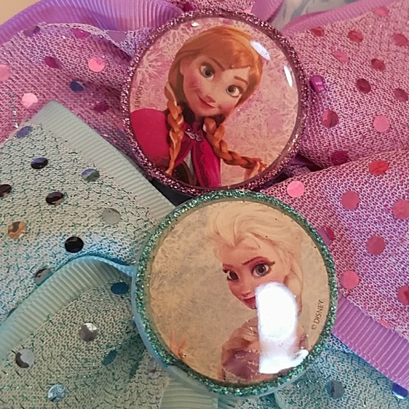 Disney | Accessories | Nwt Disney 2 Hair Bows Elastic Frozen Anna Elsa ...