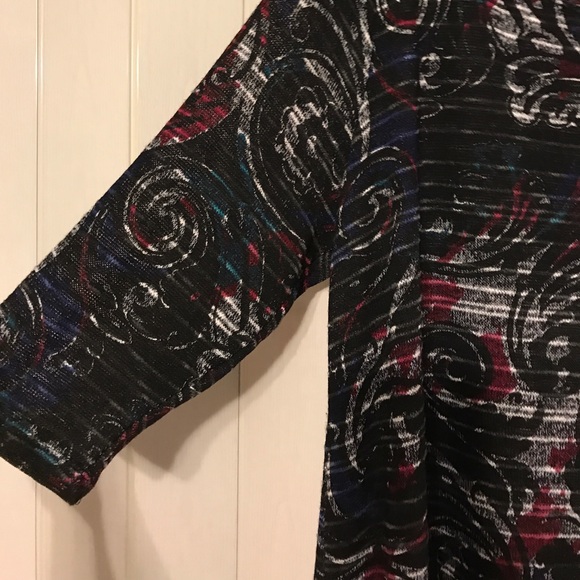 Onque Woman | Tops | Tunic | Poshmark