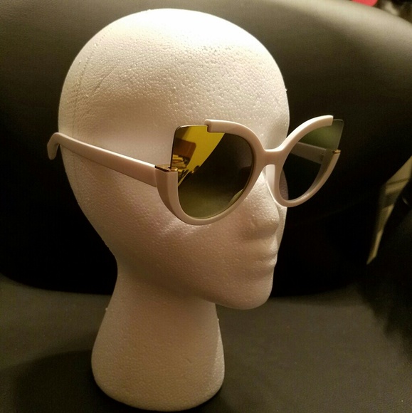 Accessories | White Gold Cutaway Cat Eye Sunnies | Poshmark
