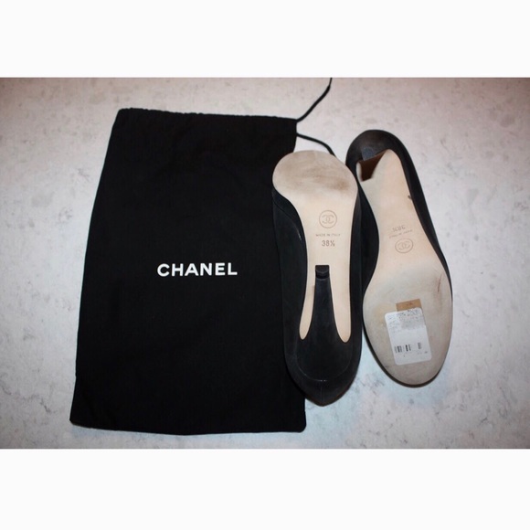 CHANEL | Shoes | Nwt Chanel Gold Metallic Cap Toe Pumps | Poshmark