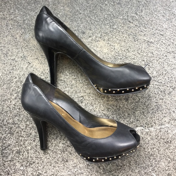 Reba | Shoes | Reba Leather Platform Pumps Heels Sz7 | Poshmark