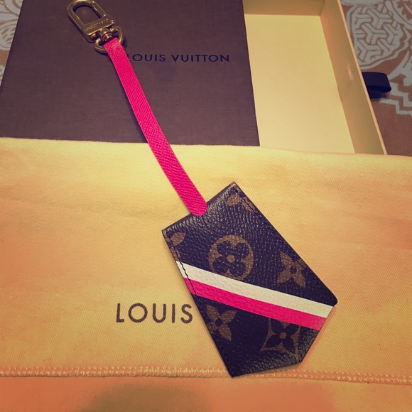 Louis Vuitton Key Bell Clochette For Sale | semashow.com