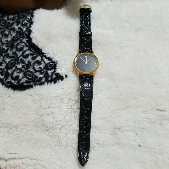 Quartz | Accessories | Quartz | Poshmark