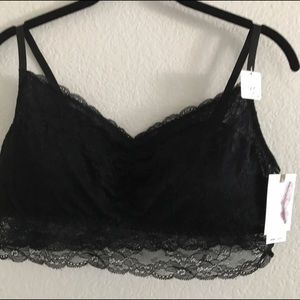 60% off Coobie Tops - Coobie Sport Intimates Bra Sz 36D from Safira's ...