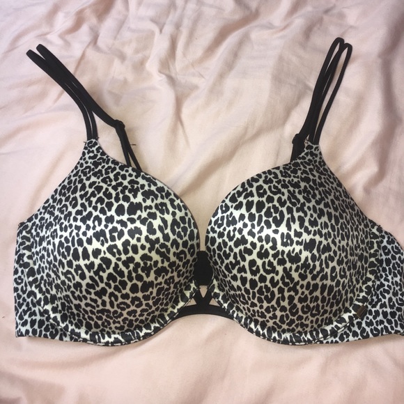 Victorias Secret Intimates And Sleepwear Victorias Secret 34c