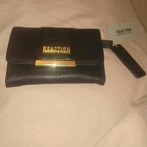 Kenneth Cole Reaction | Bags | Genuine Black Leather Kenneth Cole ...