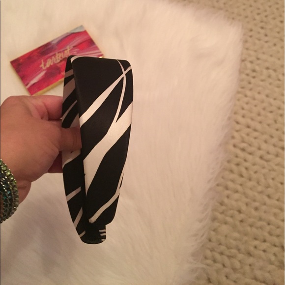 New York & Company | Accessories | Graphic Headband | Poshmark