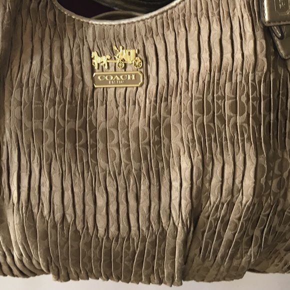 Coach | Bags | Coach Madison Gathered Signature Maggie 8886 | Poshmark