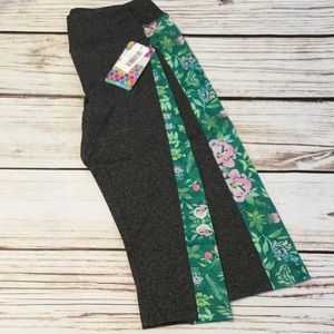 LuLaRoe | Pants & Jumpsuits | Jade Lularoe Moisture Wicking Capris Nwt ...