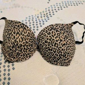 Victoria's Secret - VS strapless bra worn once size 32D from Annmarie's ...