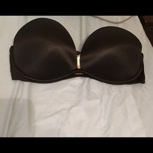 Victoria's Secret - VS strapless bra worn once size 32D from Annmarie's ...