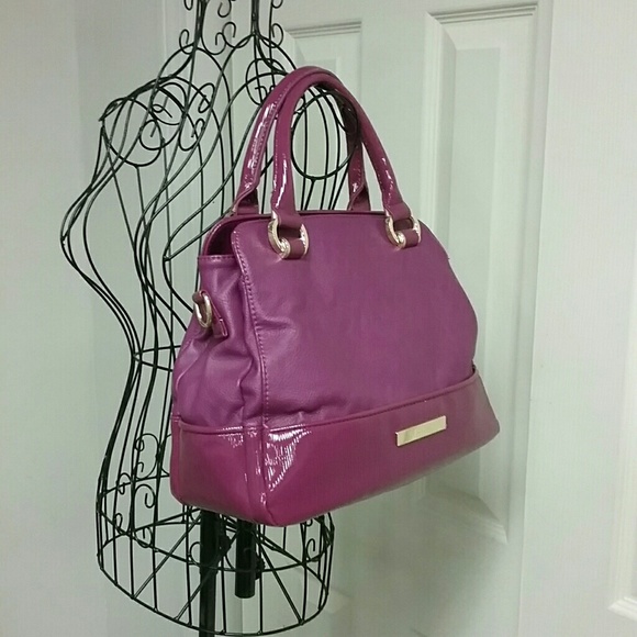 Ivanka Trump | Bags | Ivanka Trump Bag | Poshmark