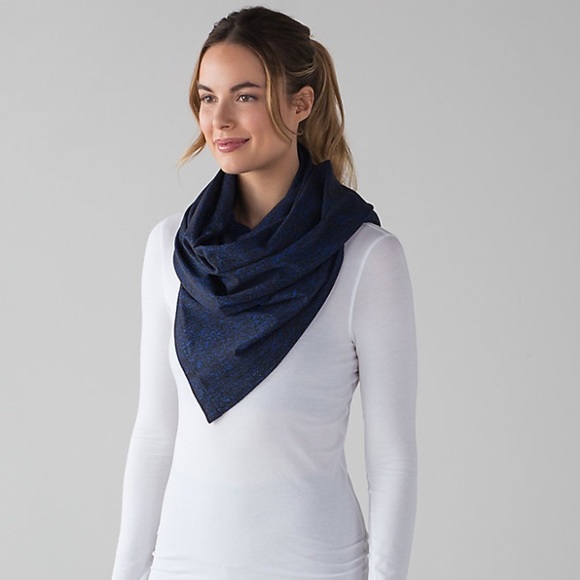 lululemon athletica | Accessories | Nwot Lululemon Vinyasa Scarf Rulu ...