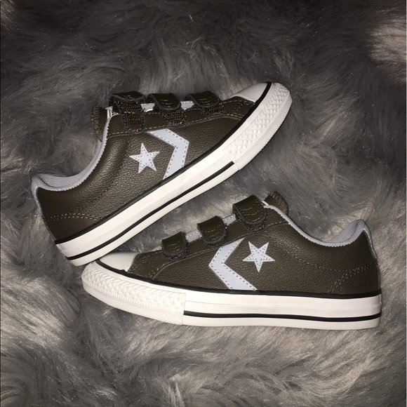 Converse | Shoes | New Brown Converse Kids Boys Velcro Shoes 3c | Poshmark