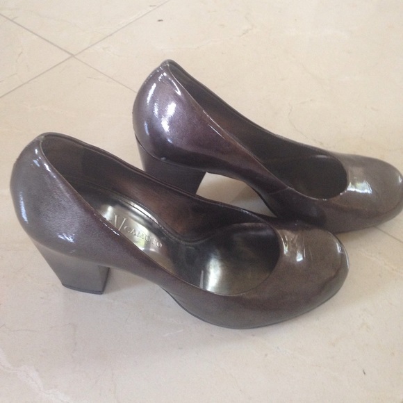 Vince Camuto | Shoes | Vince Camuto Dark Shiny Purplegrey Heals | Poshmark