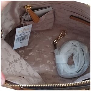 Michael Kors | Bags | Nwt Michael Kors Cindy Large Dome Satchel | Poshmark