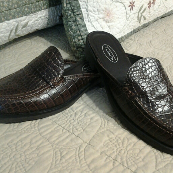 Talbots | Shoes | Talbots New Ladies Black Brown Sling Loafers 7aa ...