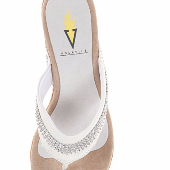 Volatile | Shoes | Volatile Kala Wedge Sandals | Poshmark