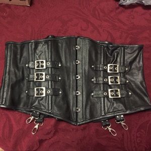 Hips and Curves | Intimates & Sleepwear | Gorgeous Leather Corset Plus ...
