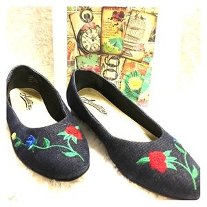 Auditions | Shoes | 8s Auditions Canvas Shoes | Poshmark