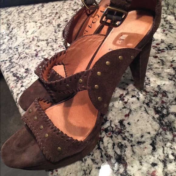 no 704b | Shoes | Chocolate Brown Suede Platform Heels Rare | Poshmark