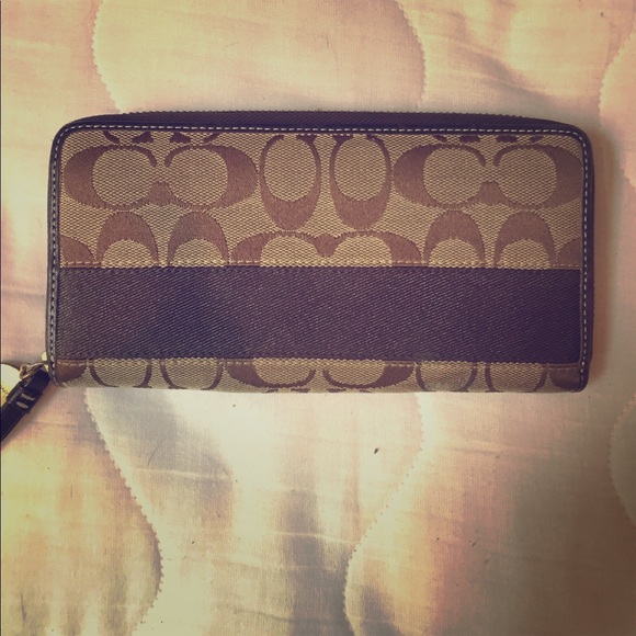 Coach | Bags | Authentic Coach Wallet In Brown | Poshmark