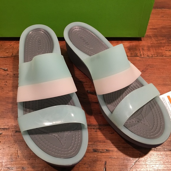 CROCS | Shoes | Brand New In Box Crocs Baby Bluecream 2heel Wow | Poshmark
