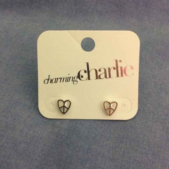 Charming Charlie | Jewelry | Adorable Heart Earrings | Poshmark