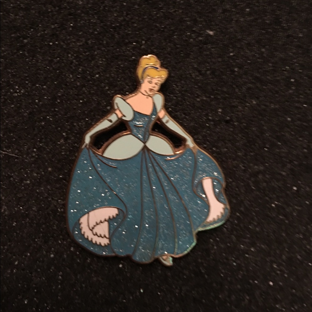 Official Disney Trading Cinderella Pin - Gem