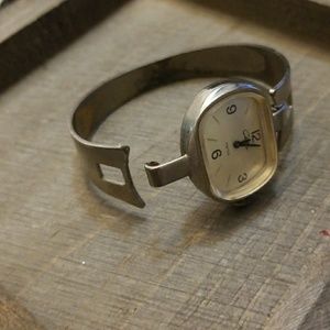 Chateau | Accessories | Vintage Swiss Made Chateau Silver Watch | Poshmark