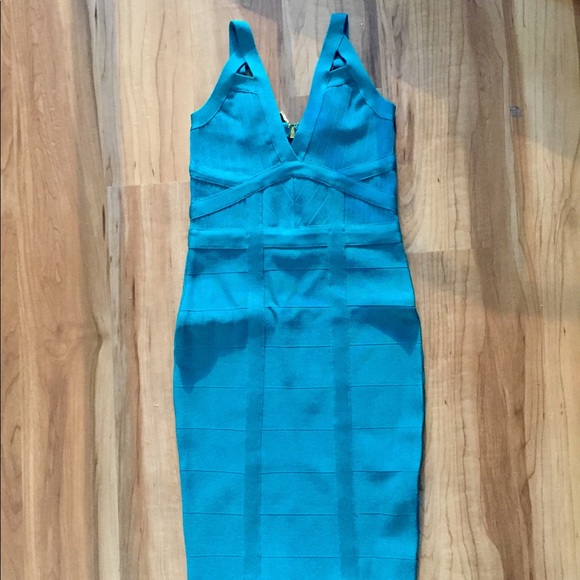 Guess | Dresses | Guess Teal Bodycon Chevron Mirage Dress New | Poshmark