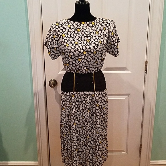 Vintage Chenelli Paris | Dresses | Vintage Corset Waist Floral Dress ...