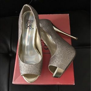 Speed Limit 98 | Shoes | Speed Limit High Heels Gold Glitterblack ...