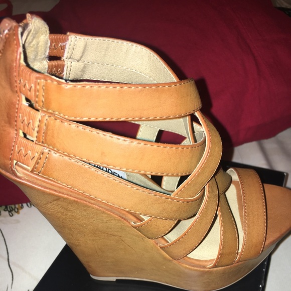 Steve Madden | Shoes | Steve Madden Camel Color Wedges | Poshmark