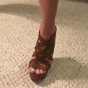 Steve Madden | Shoes | Steve Madden Camel Color Wedges | Poshmark